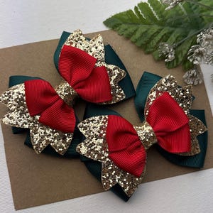 Hunter Green, Gold , and Red Pigtail Hair Bows , Christmas Hair Bows ...