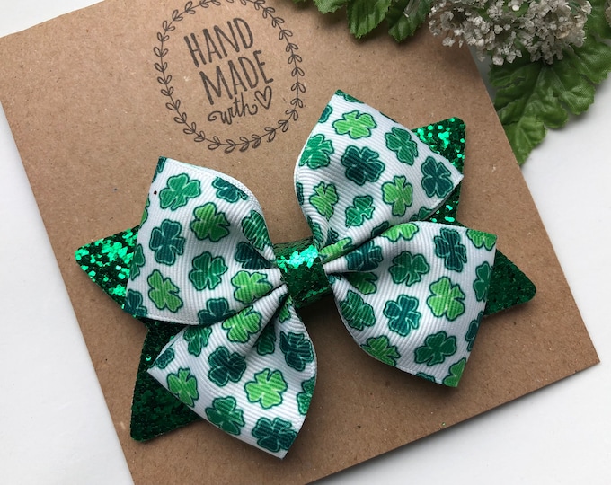 Clover Hair Bow , St. Patty’s Day Hair Clip , Shamrock Bow , Green ...