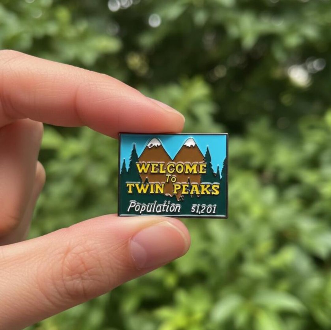 Twin Peaks Hard Enamel Pin | Cult TV Show Collectible Pin - Etsy