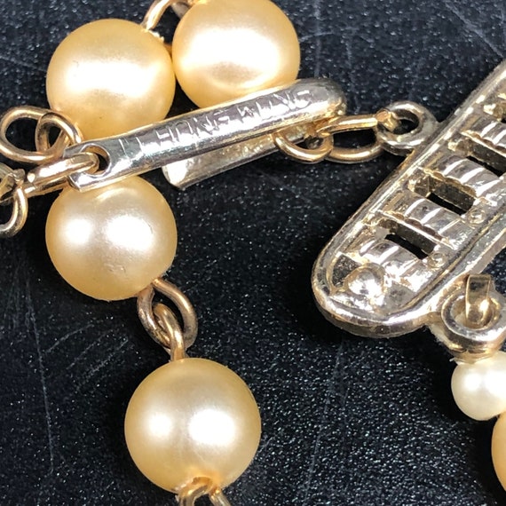 Vintage peach jewelry set, three strand graduated bea… - Gem