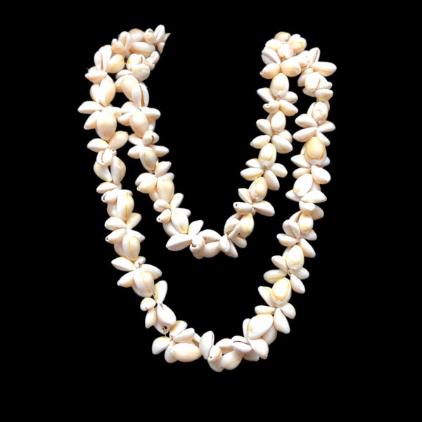 Cowrie Shell Necklace - Etsy
