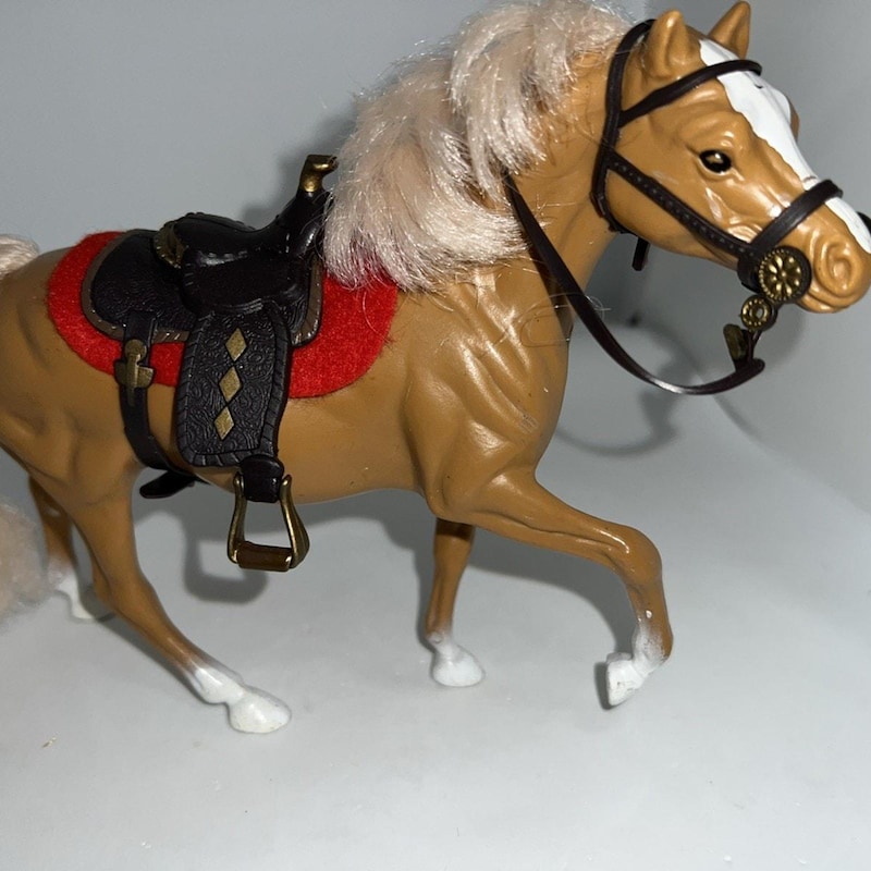 Marchon Horse - Etsy