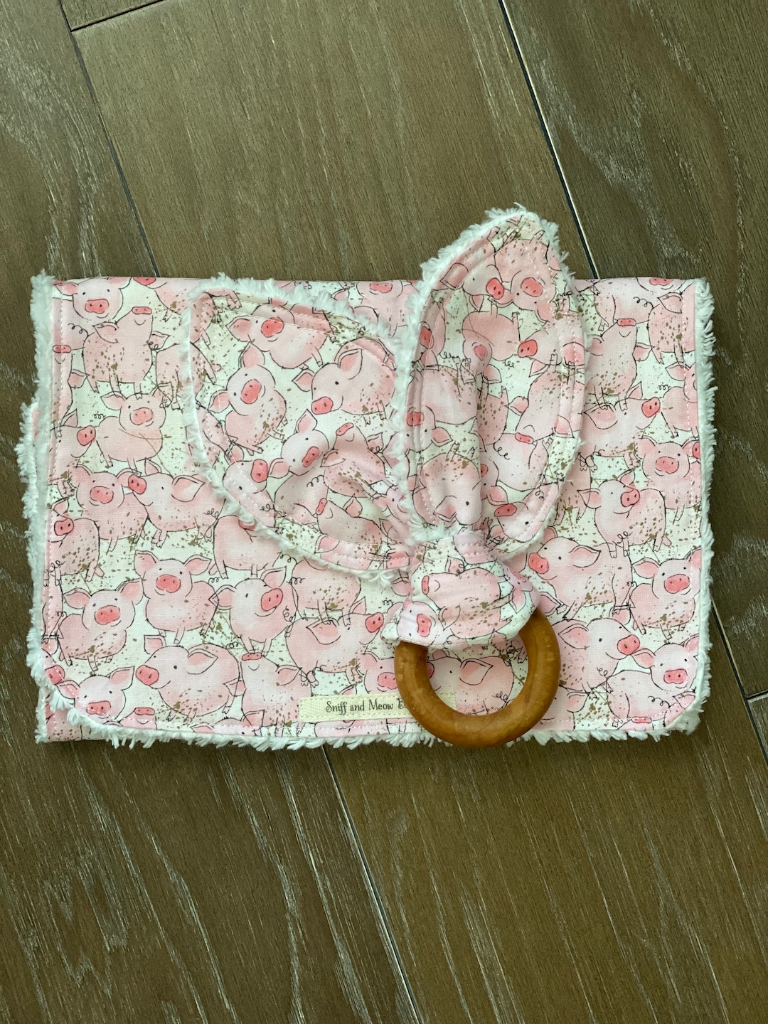 Pig Burp Cloth Teether Set, 2 Piece Set, Best Baby Gift, Farm Animals ...
