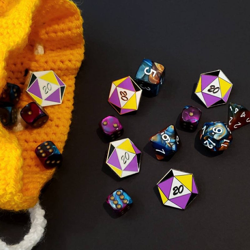 D20 Enamel Pin - Etsy