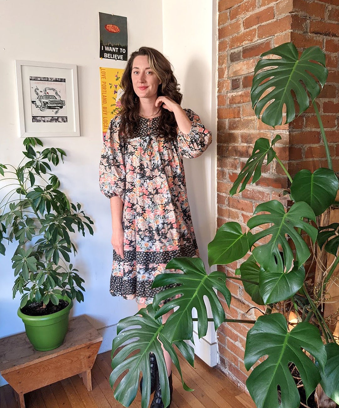 70s Hippy Flower Child Dress • Handmade Floral Lace up Flowy Groovy ...