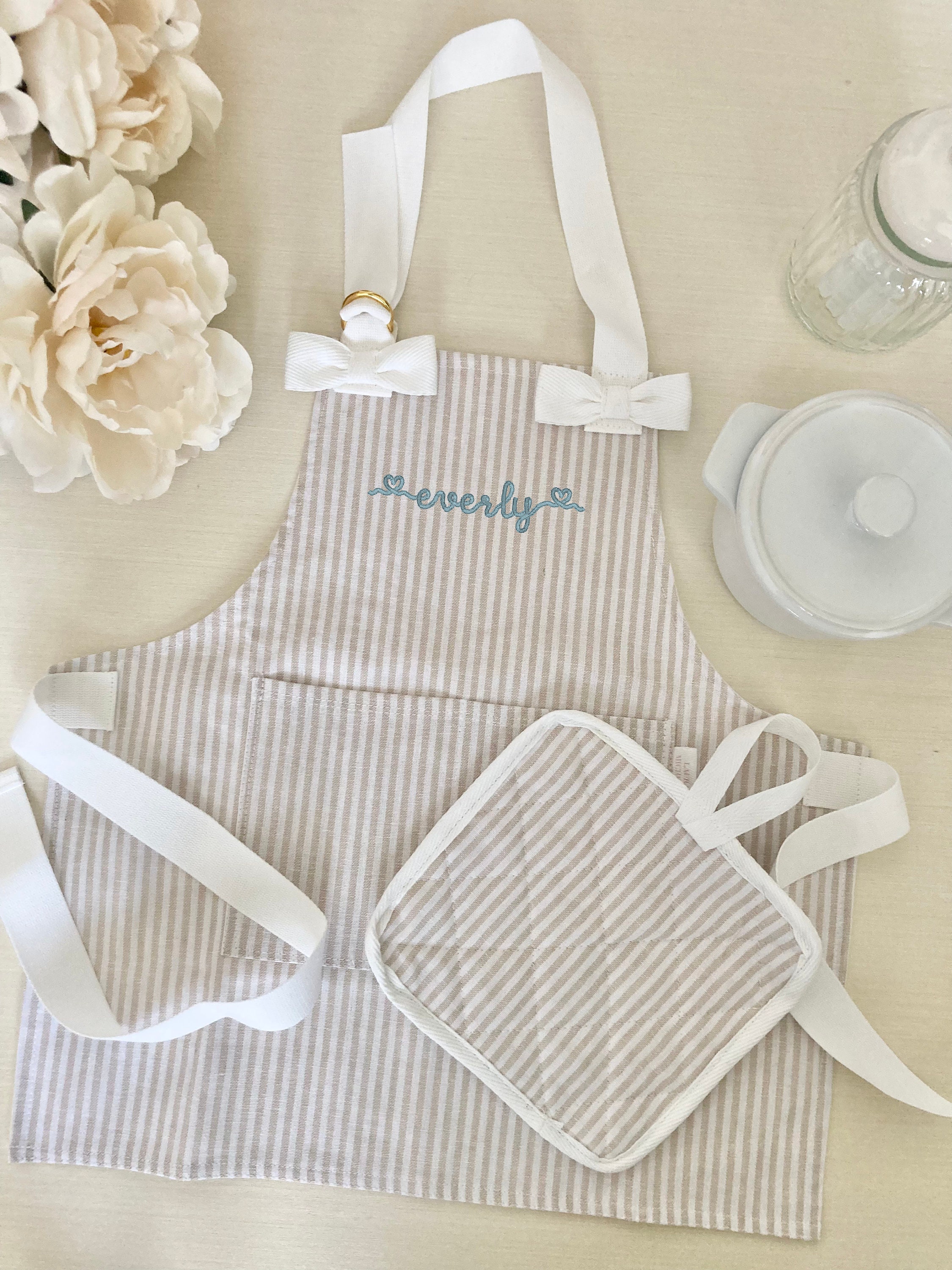 Kids Linen Stripe Apron W Bows |girls, Kitchen Accessory, Oven Mitt ...