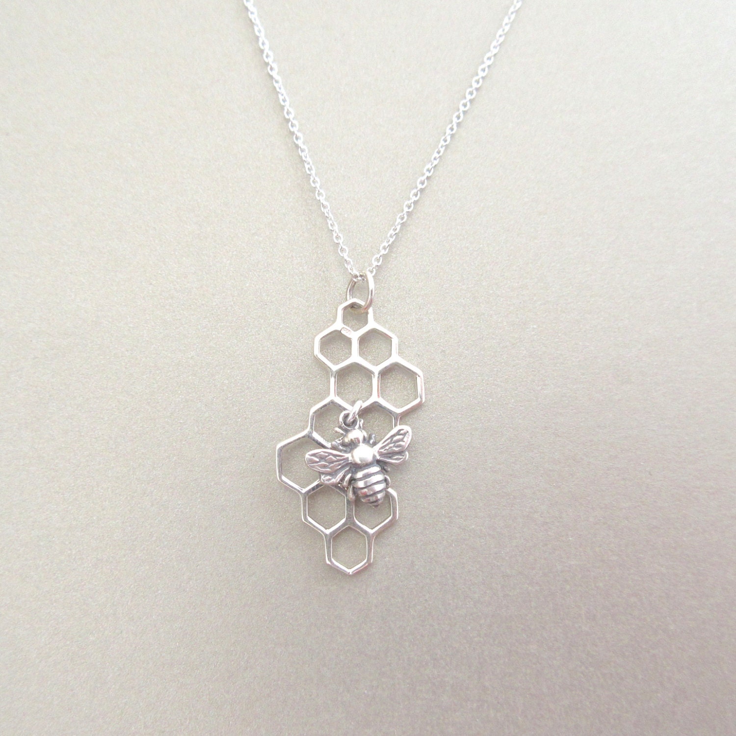 Honeycomb Necklace With Bee Charm Bee Hive Necklace Beekeeper - Etsy