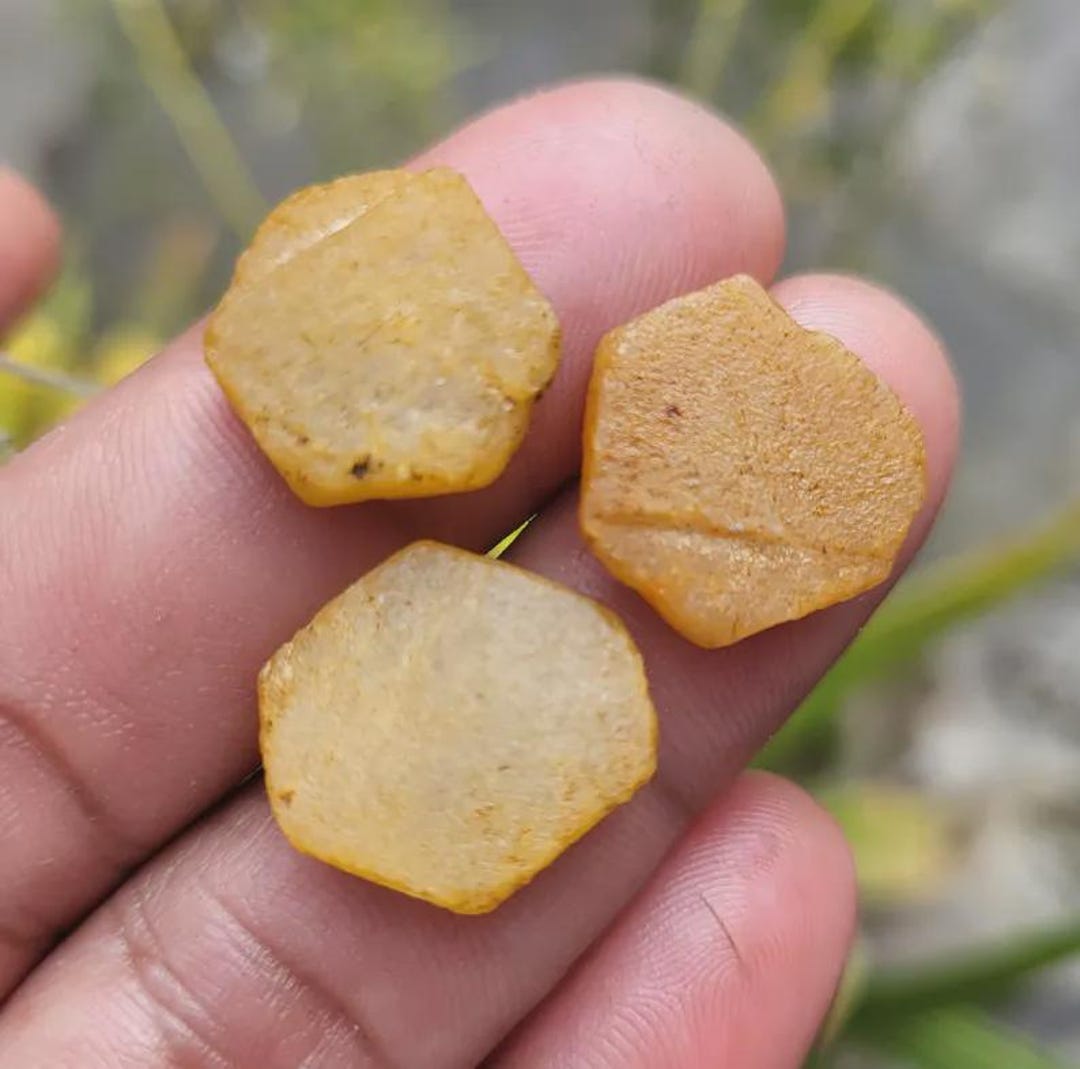 YELLOW SAPPHIRE Raw Crystal - Record Keeper Crystal, Corundum, Hexagon ...