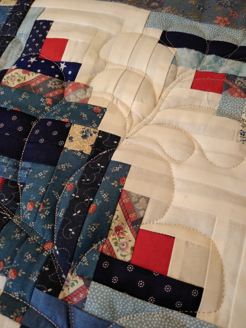 Log Cabin Table Topper - Etsy