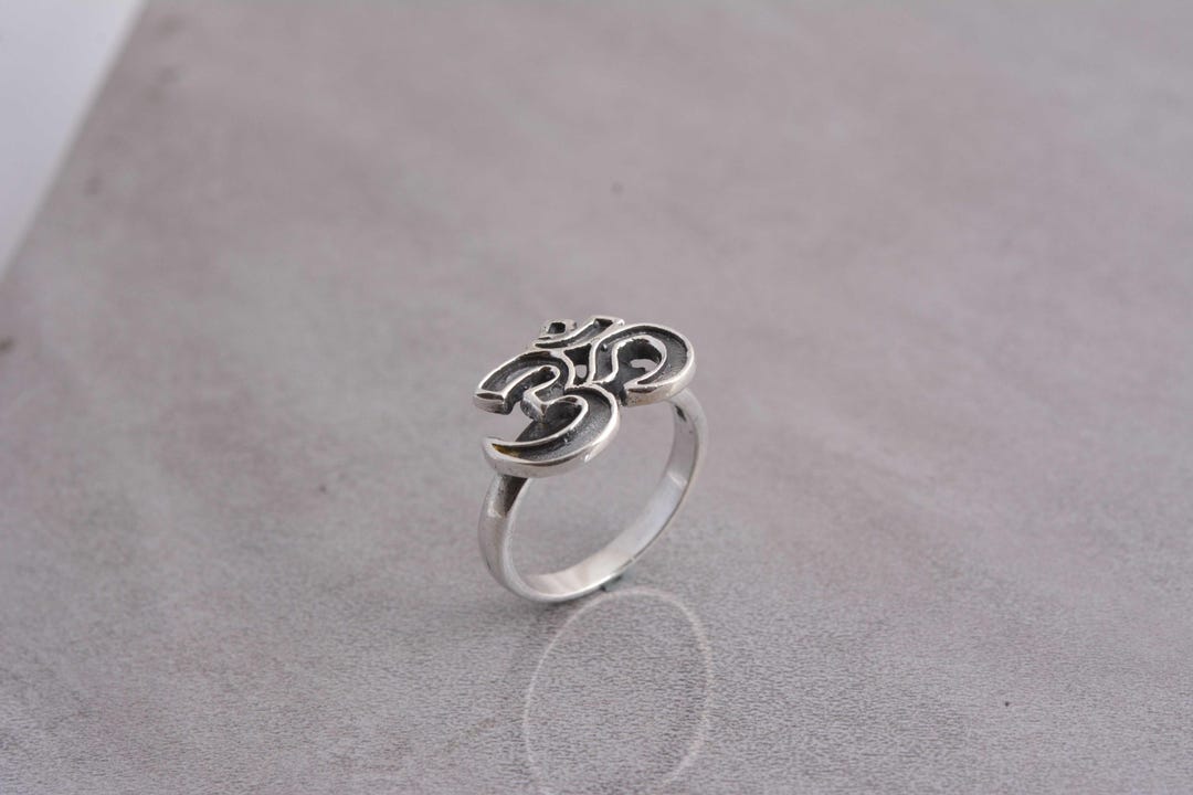 Om Symbol Silver Ring | Spiritual Hindu Yoga Jewelry | Handcrafted ...
