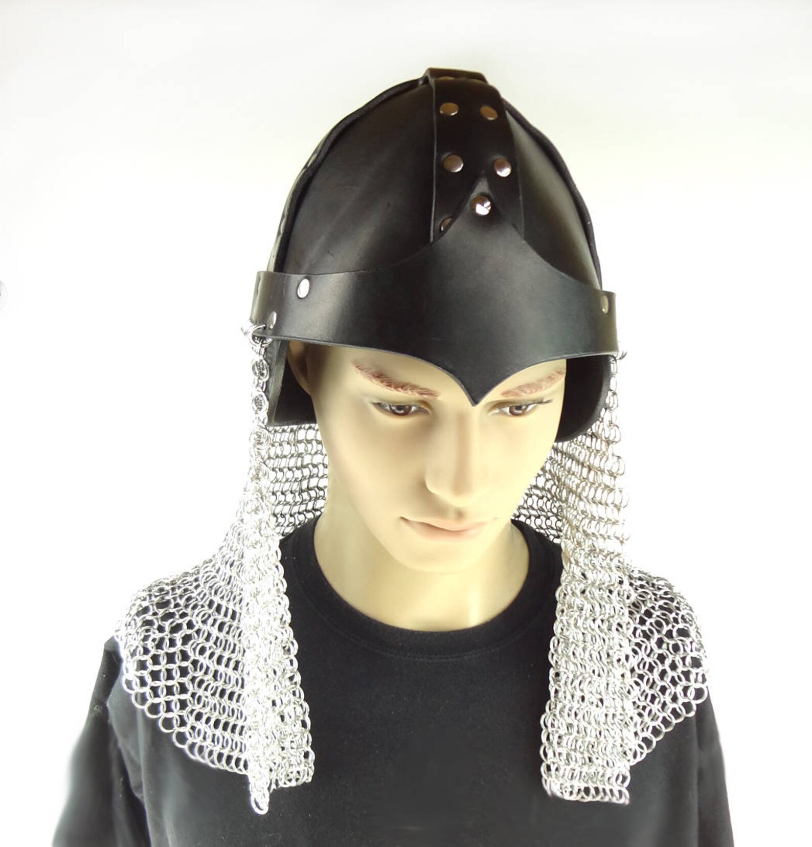 Knight's Chainmaille and Leather Helm for Cosplay Game of | Etsy