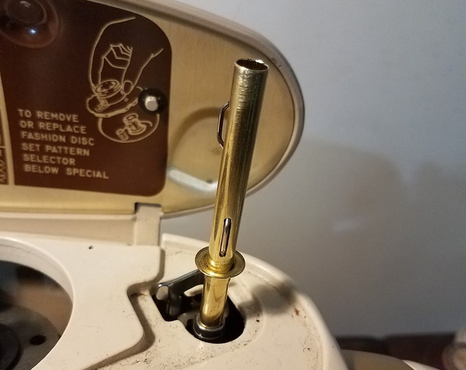 1/4 Inch Thread Winder - Bobbin Pin Spool Adapter for Singer, Certain ...