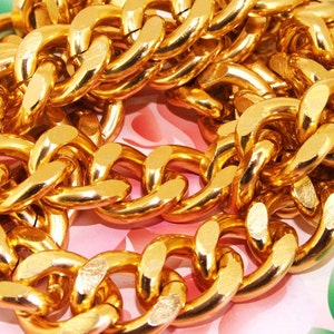 Long Shiny Loop Cut Twist 19mm-22mm Plated Gold Aluminum Metal Chain ...