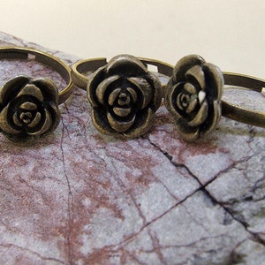 8PCS Q Antiqued Bronze Rose Flower Ring Base DIY Kits Fit Necklace ...