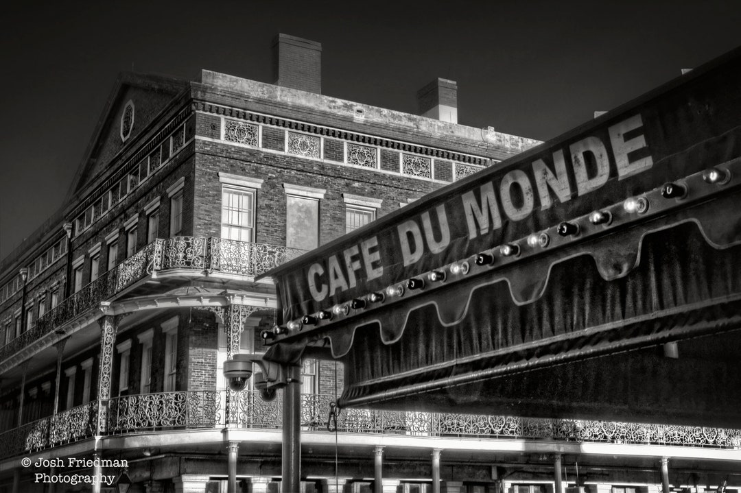 Cafe Du Monde New Orleans Black and White Photograph Photography French ...