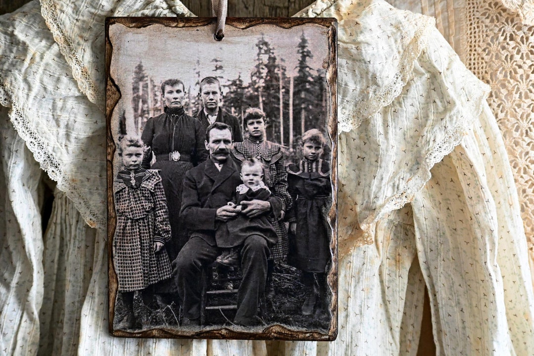 Primitive Wooden Family Portrait Hanging Sign, Antique Reproduction ...