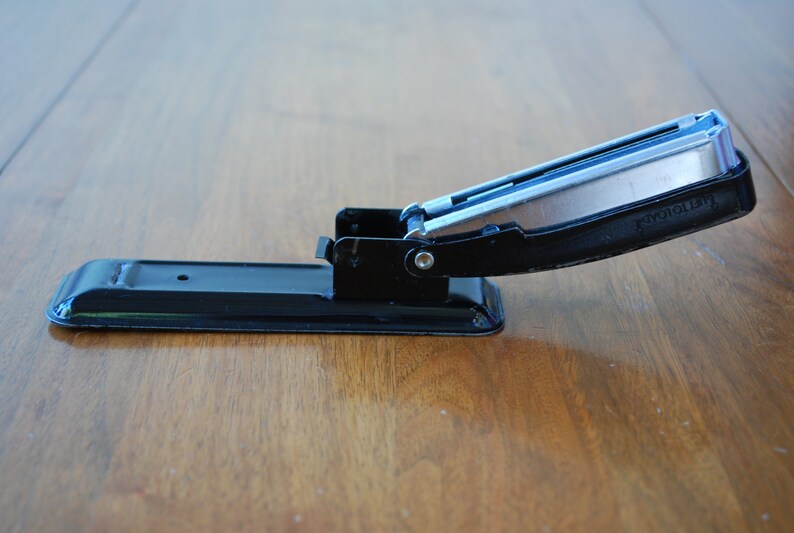 1950s Jet Black Swingline Stapler CUB - Etsy