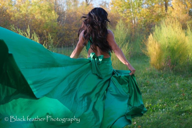 Kelly Green Flying Dress | Extra Long Train | Photoshoot Dress | Best ...