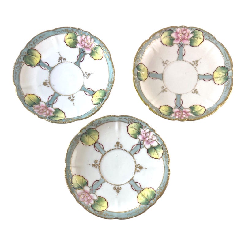 Water Lily Plate - Etsy