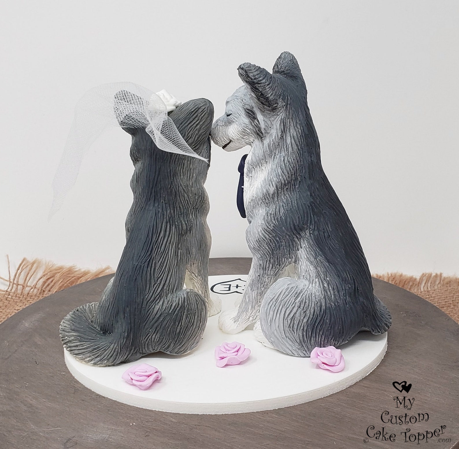 Realistic Wolves Wedding Cake Topper - Kissing Cheek - Etsy