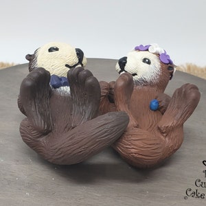 Otters Wedding Cake Topper - Realistic Floating Cuddling Sea Otter ...