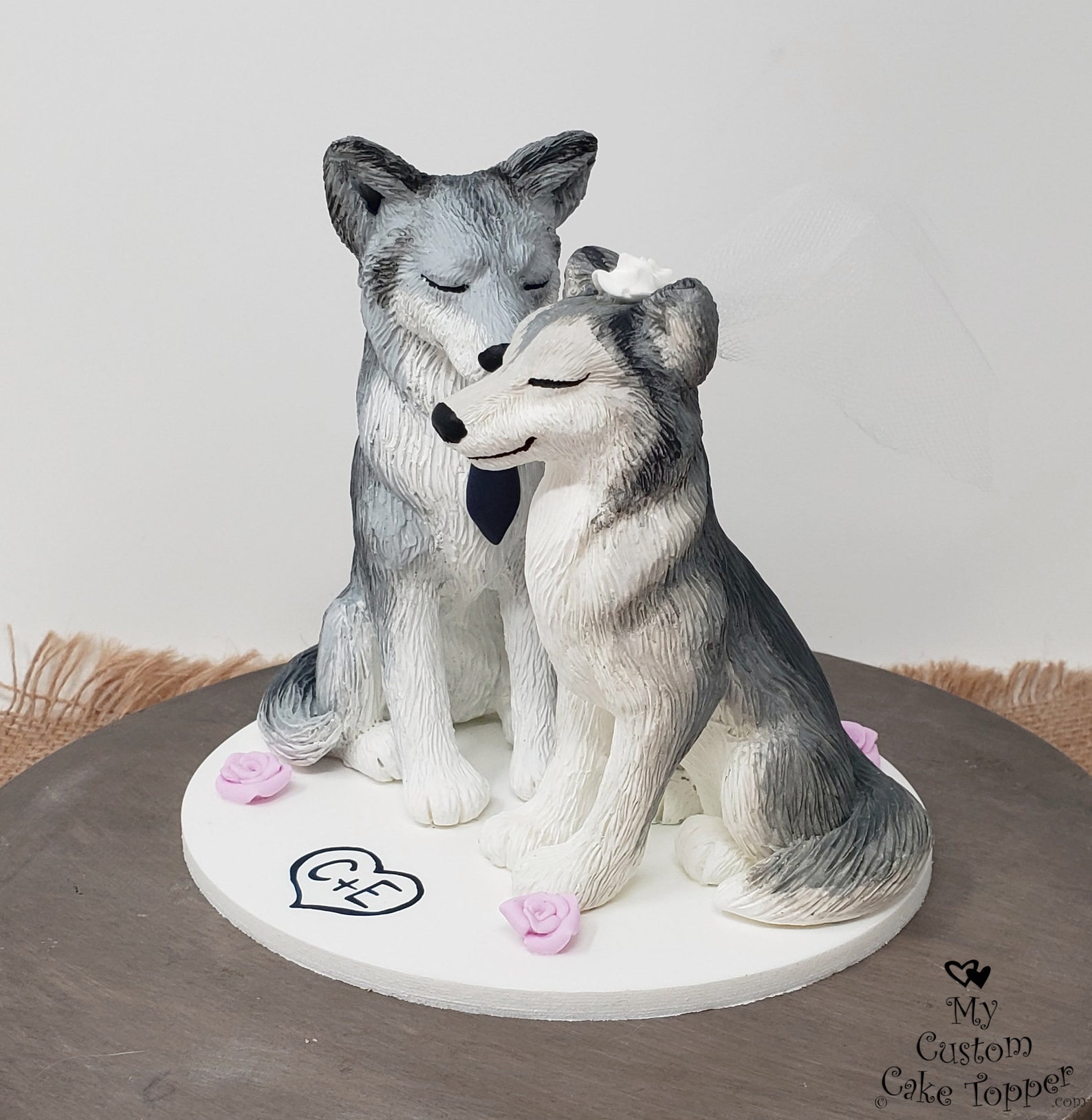 Realistic Wolves Wedding Cake Topper - Kissing Cheek - Etsy