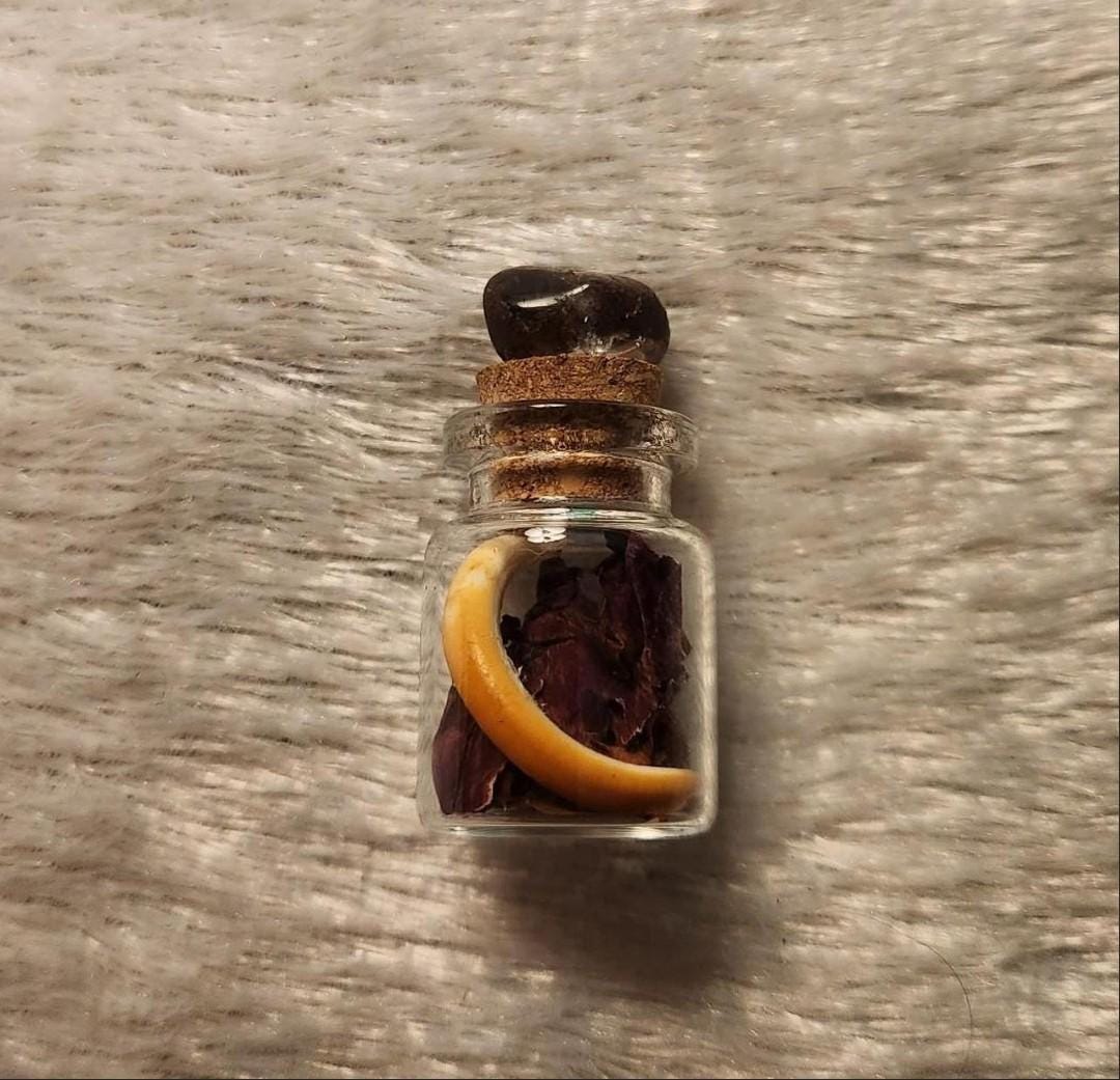 Handmade Mini Muskrat Tooth & Dried Rose Peices Oddity Bottle Decor W ...