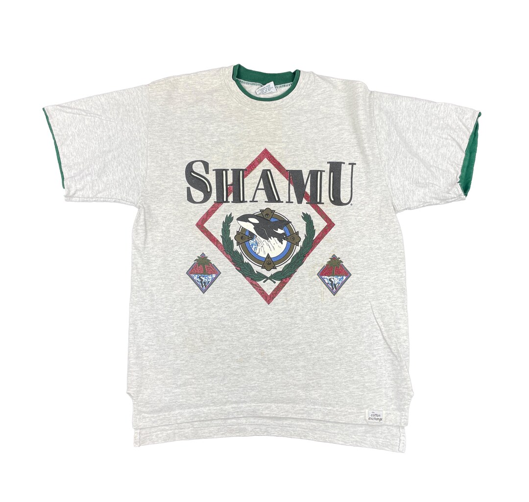 Vintage Shamu T-shirt - Etsy