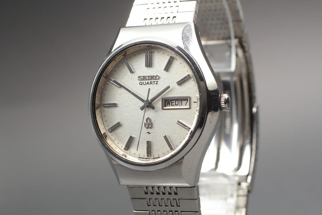 Vintage 1975 Seiko 0843-8041 Snowflake Dial Silver Men's Quartz Watch ...