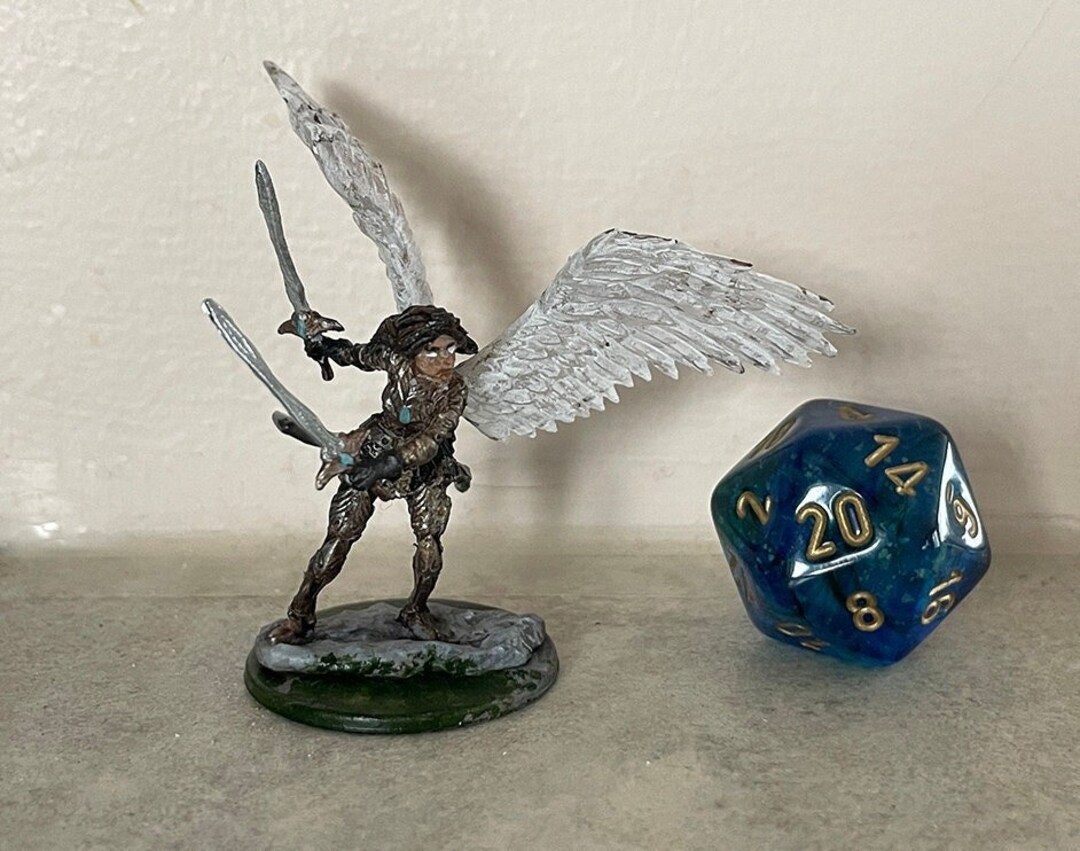 Aasimar Female Paladin Hand Painted Dnd Pathfinder Miniature Mini ...