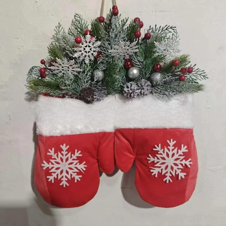 Twinkling Christmas Stocking Wreath for Front Door, Lighted Artificial ...