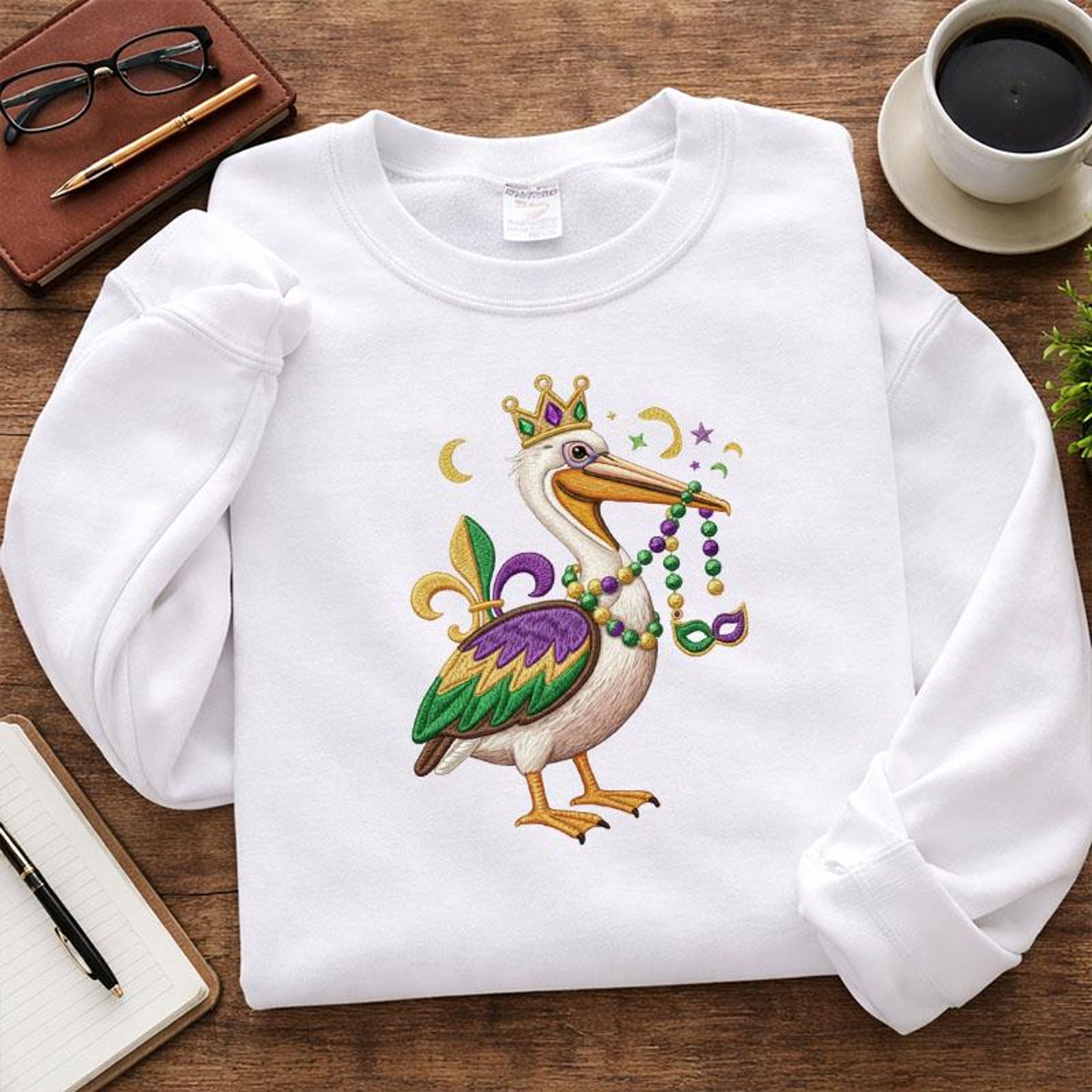 Mardi Gras Pelican Embroidery Design, Crowned Pelican With Beads ...