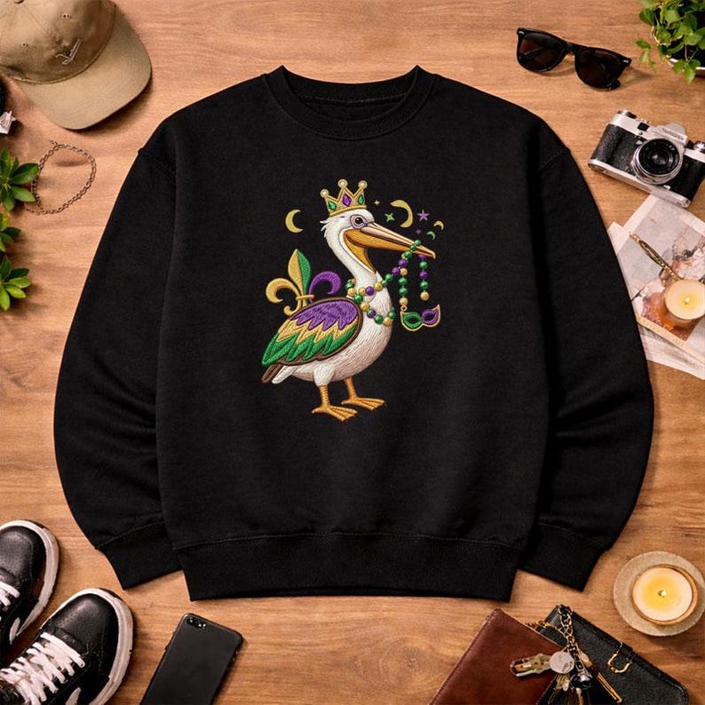 Mardi Gras Pelican Embroidery Design, Crowned Pelican With Beads ...