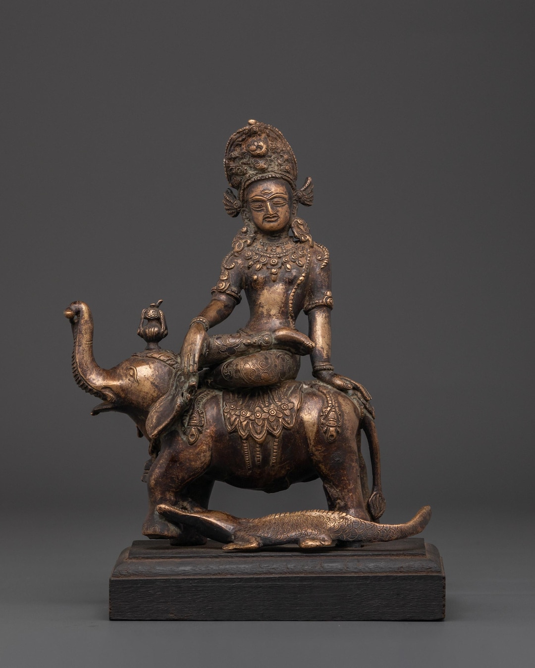 Traditional Divine Indra on Elephant Statue | Hindu God of Thunder ...