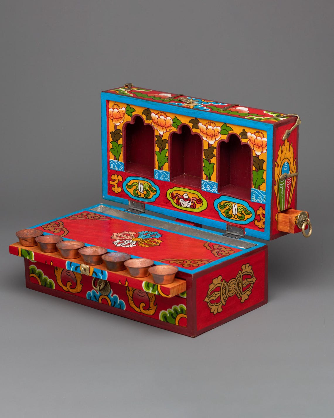 Travelling Altar Box | Buddhist Ritual Objects | Portable Meditation ...