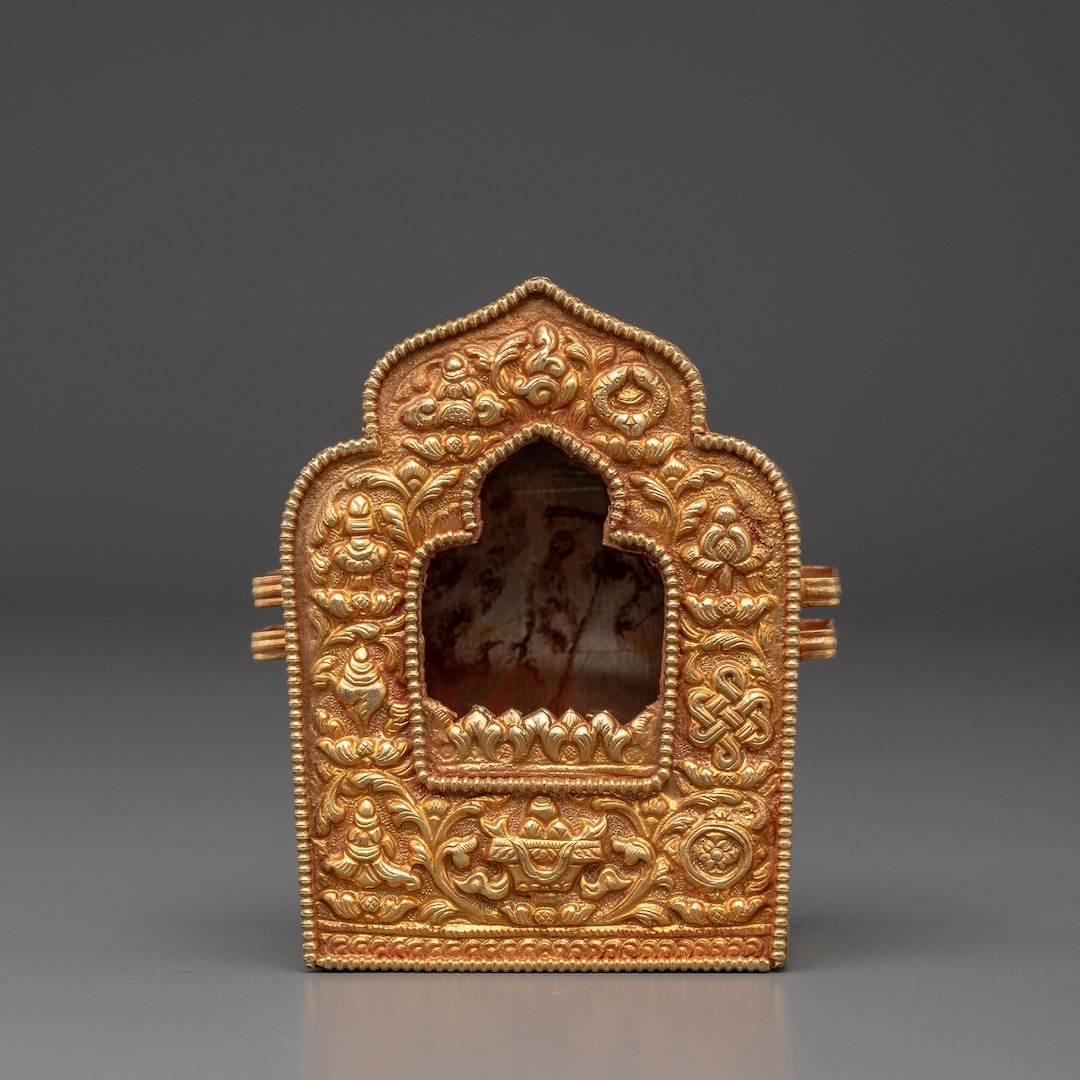 Tibetan Spiritual Ghau Box | Portable Buddhist Altar | Handcrafted ...