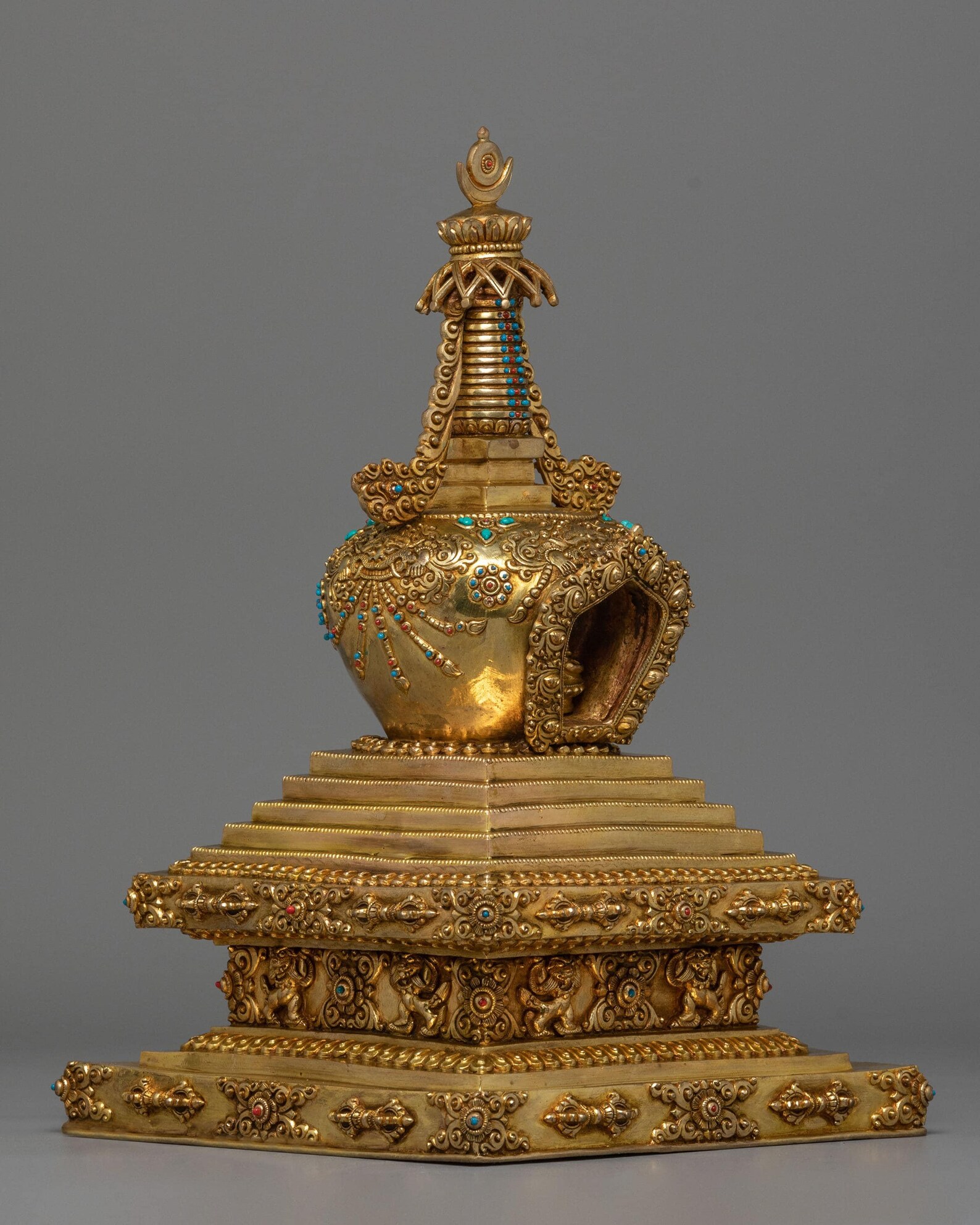Sacred Tibetan Buddhist Stupa Reliquary | Gold Plated Copper Chorten ...