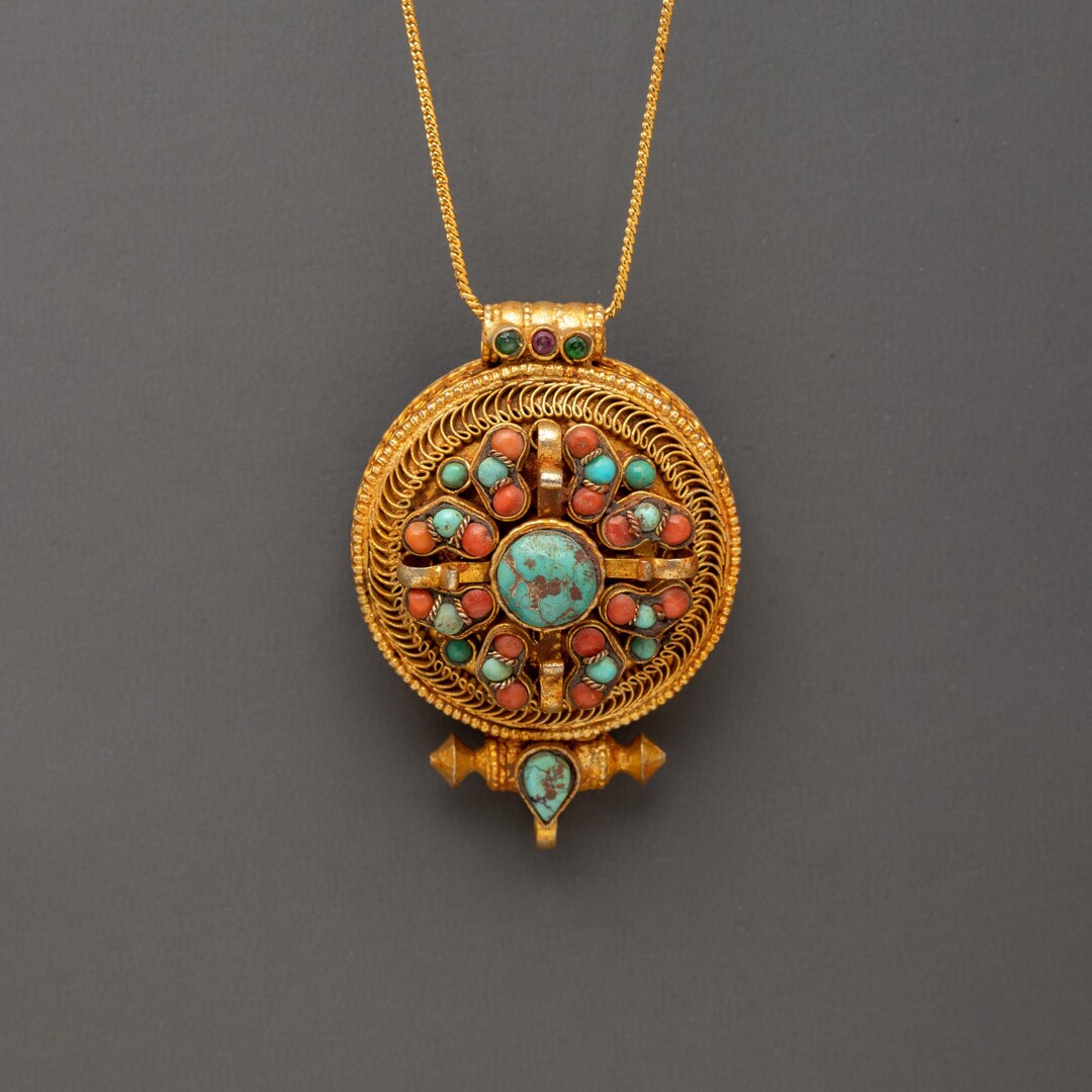 Spiritual Prayer Ghau Box Locket | Sacred Tibetan Amulet for Protection ...