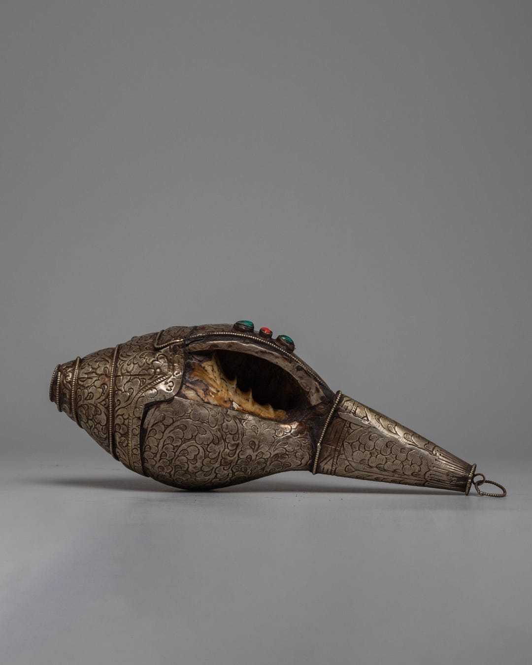 Buddhist Ritual Conch Shell | Harmonizing Spiritual Practice With ...