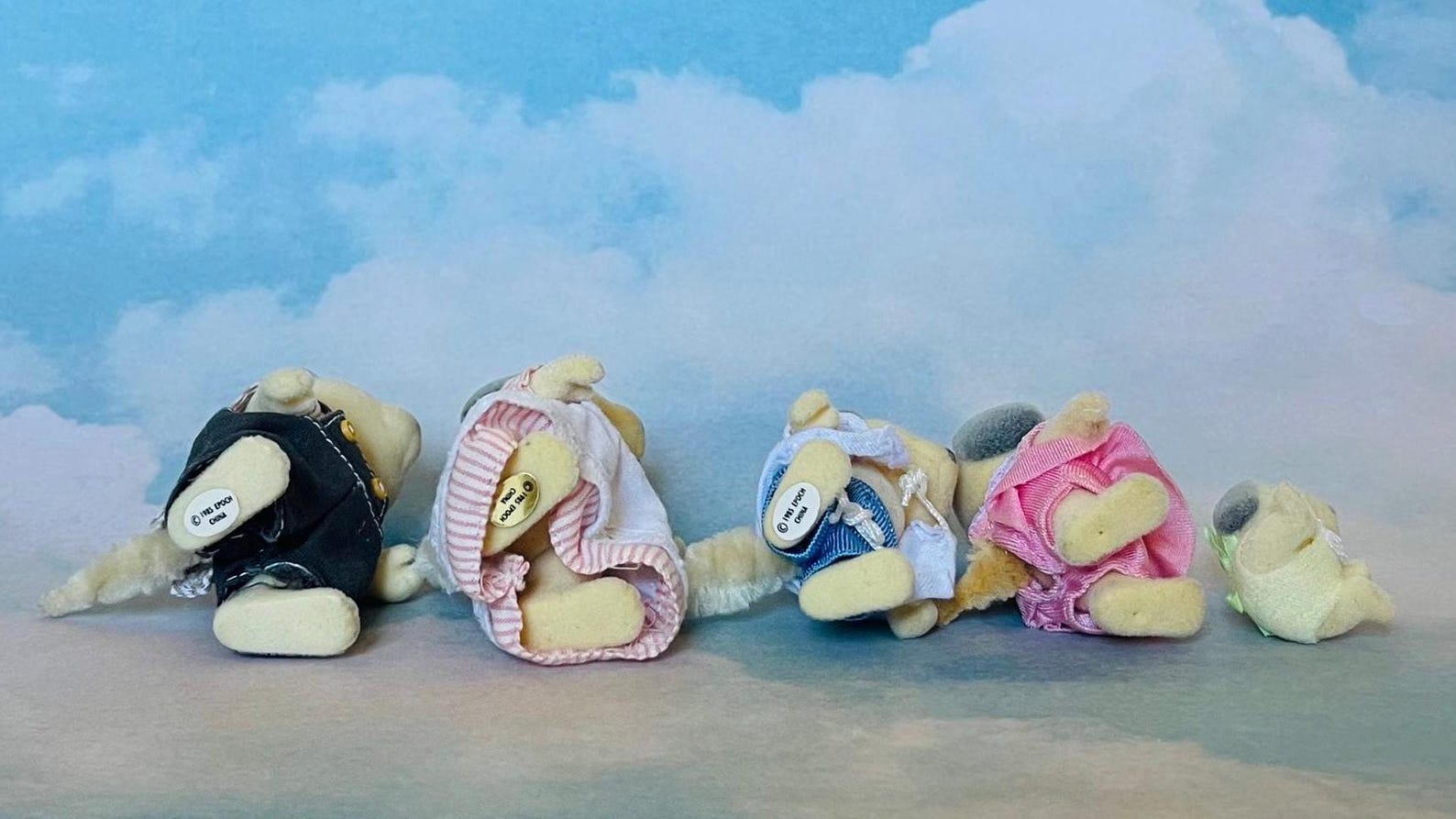 Sylvanian Families | Urban Life | Ivory Dog Family | UK | Pre Loved No ...