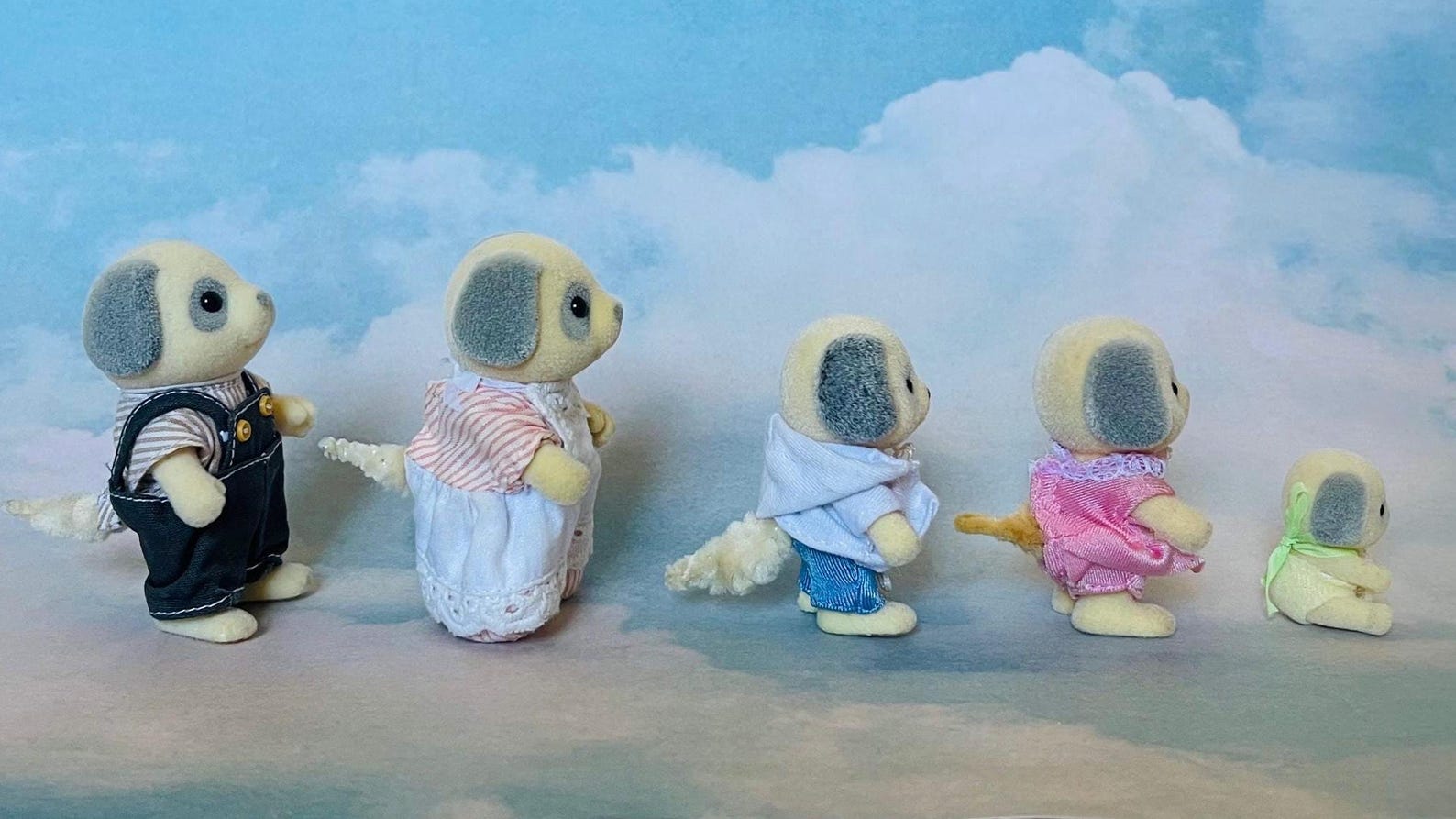 Sylvanian Families | Urban Life | Ivory Dog Family | UK | Pre Loved No ...