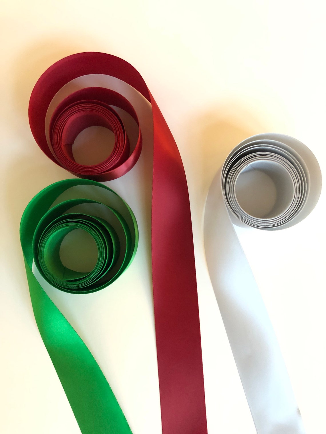Scarlet Red Green or Silver Satin Ribbon 5 Yards 1 1/2 - Etsy