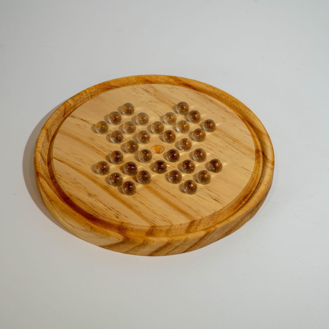 Solitaire Game Board – Elegant Round Wooden Game Board With Glass ...