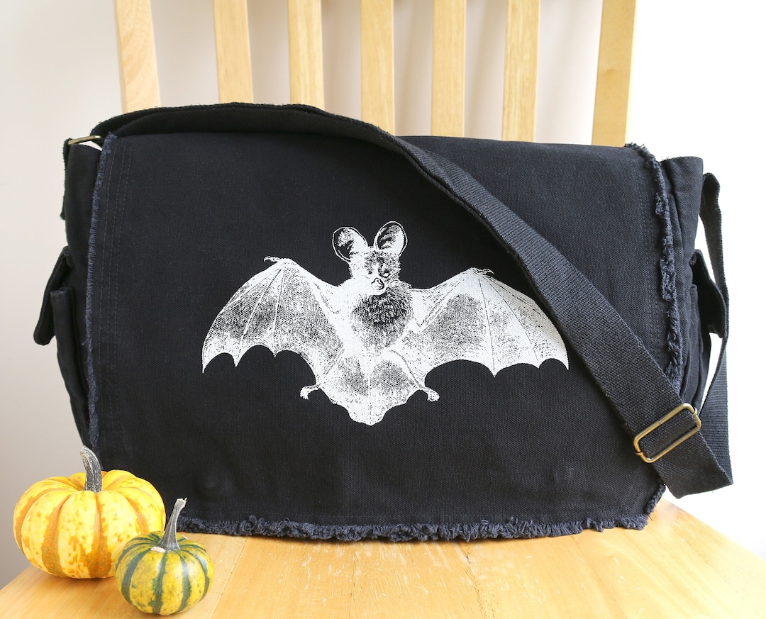 Bat Canvas Messenger Bag Crossbody Bag - Gift for Bat Lover - Etsy