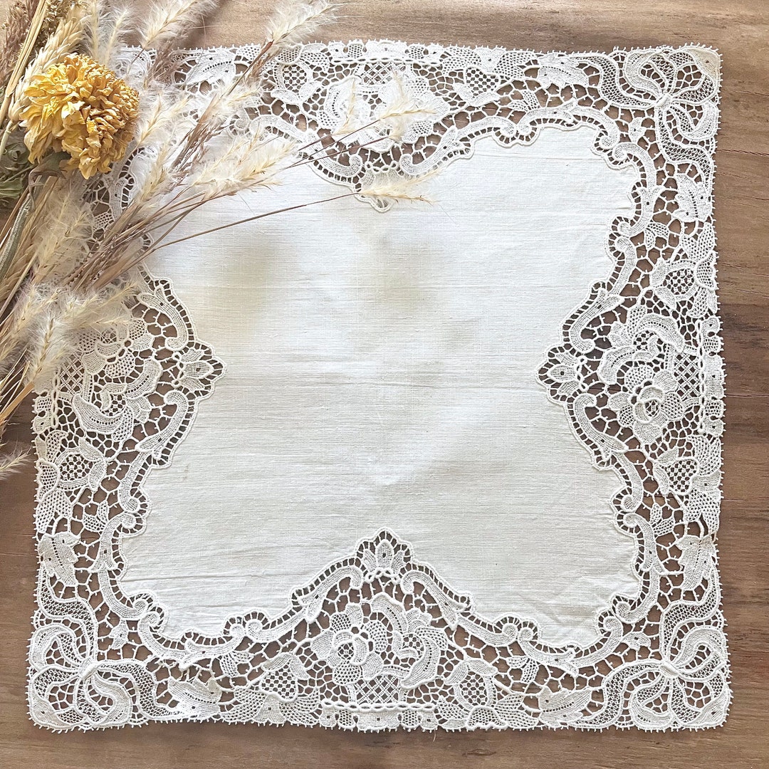 Vintage White Lace Bridal Handkerchief Vintage Hankies Lace ...