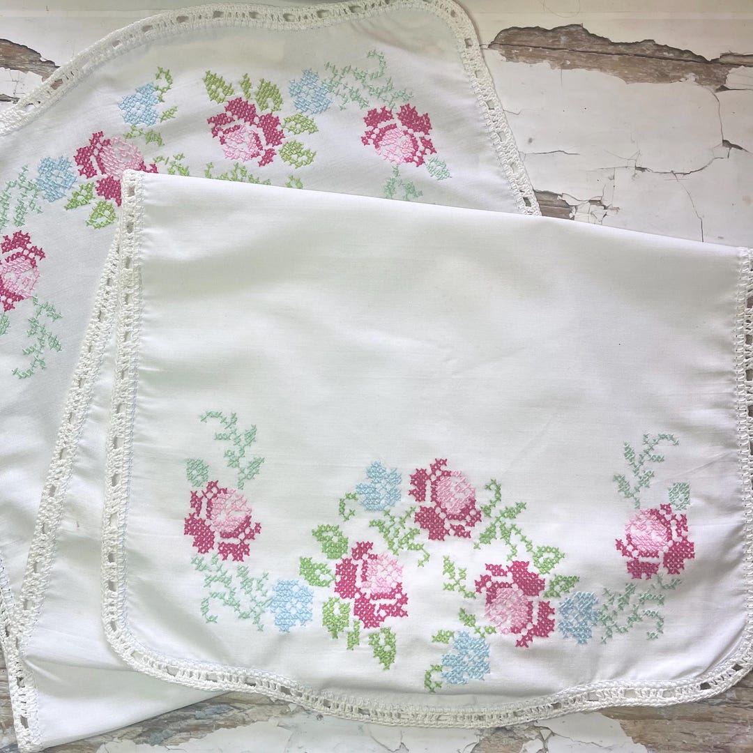 Vintage White Cross Stitched Roses Table Runner - Lace Trimmed Floral ...