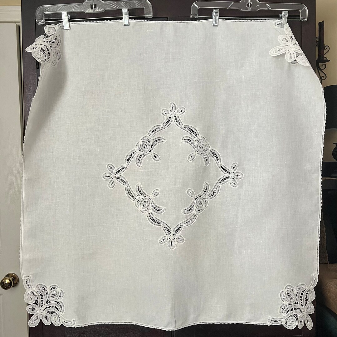 Vintage White 38 Square Battenburg Lace Tablecloth - Etsy