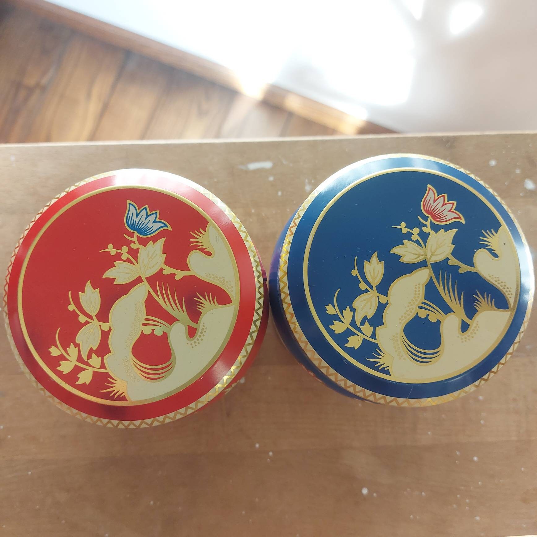 1960s Scribbans-kemp Tins in Blue and Red Asian Motif Pair Set of Two ...