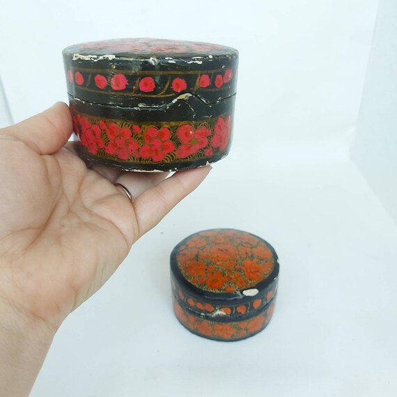 Vintage Kashmiri Indian lacquered paper maché trinket… - Gem
