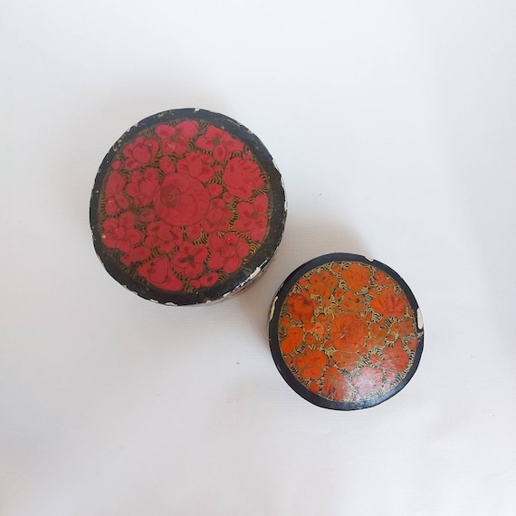 Vintage Kashmiri Indian lacquered paper maché trinket… - Gem